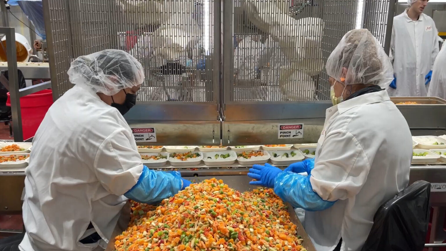 Chef Robotics emerges from stealth after demos at Amy's Kitchen